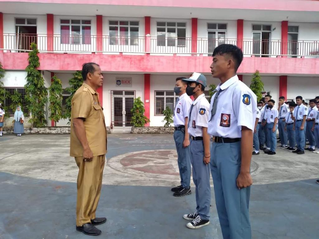SMK Negeri 2 Bersama Polresta Manado Siapkan Pendidikan Karakter Pancasila